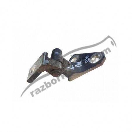3C0831401D Купить Петлю Двери Левой Volkswagen Passat B6 (2005-2010)